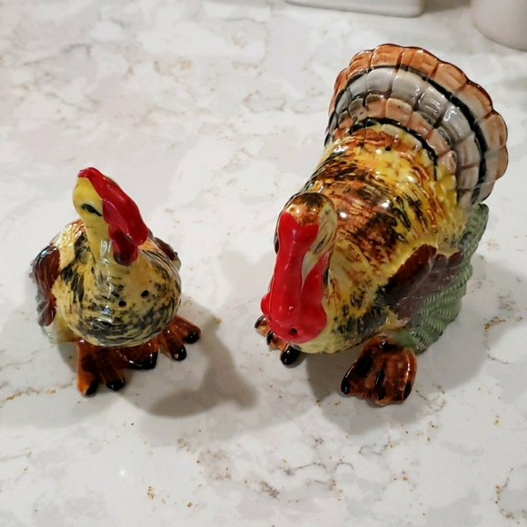 Kitchen | Vintage Turkey Salt And Pepper Shakers | Poshmark